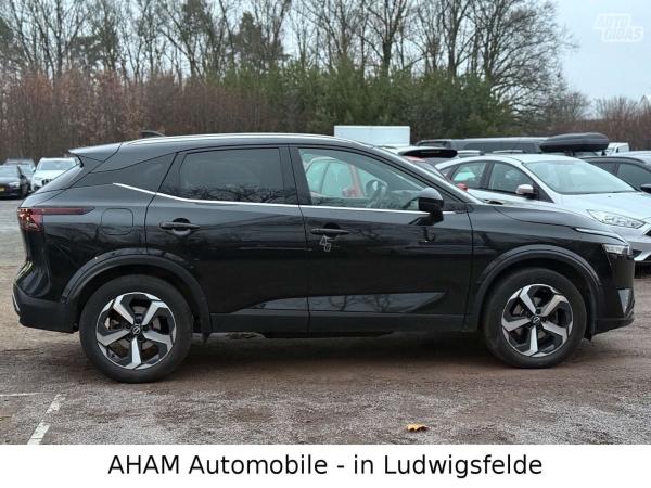 Black Nissan Qashqai 2024 in Kaunas, with an engine capacity of 1.30 L and mileage of 93 thousand km for 26304 €, photo 9 on AUTOMOTO.COM.LV