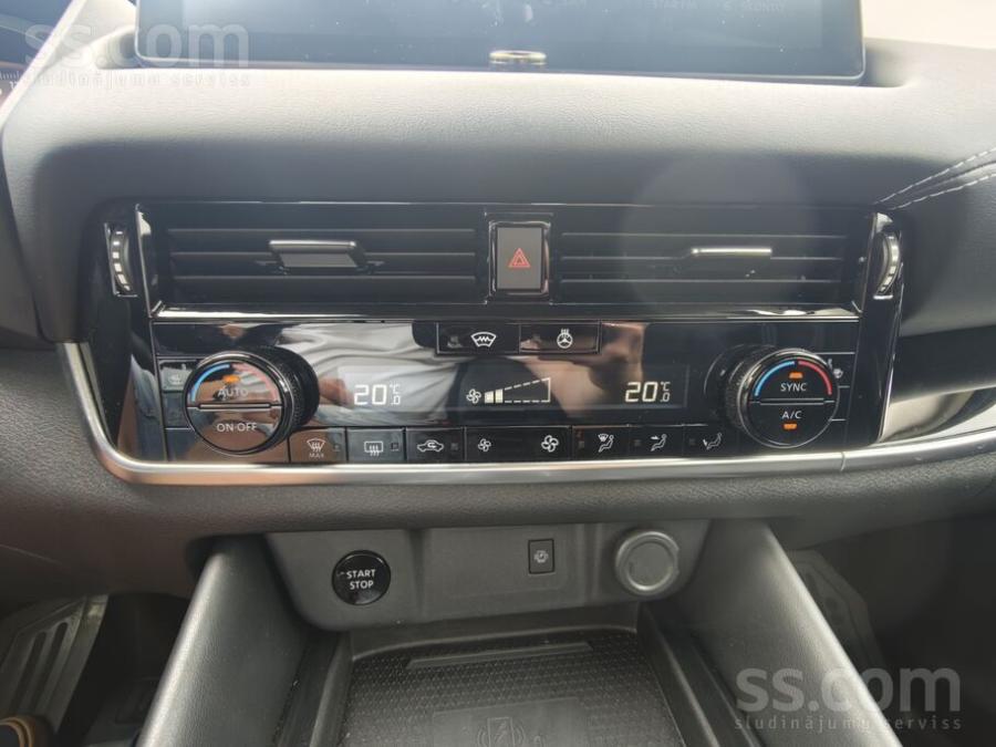Black Nissan Qashqai 2024 in Riga, with an engine capacity of 1.50 L and mileage of 41 thousand km for 26400 €, photo 12 on AUTOMOTO.COM.LV