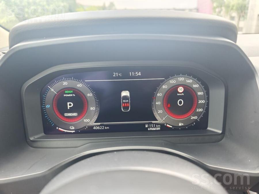 Black Nissan Qashqai 2024 in Riga, with an engine capacity of 1.50 L and mileage of 41 thousand km for 26400 €, photo 14 on AUTOMOTO.COM.LV