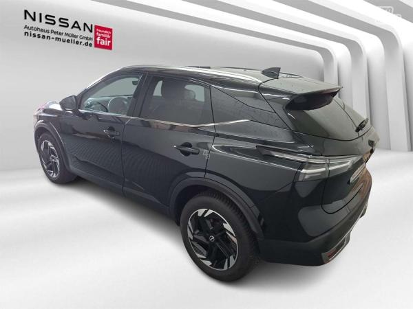 Black Nissan Qashqai 2025 in Kaunas, with an engine capacity of 1.30 L and mileage of 22 thousand km for 30280 €, photo 4 on AUTOMOTO.COM.LV