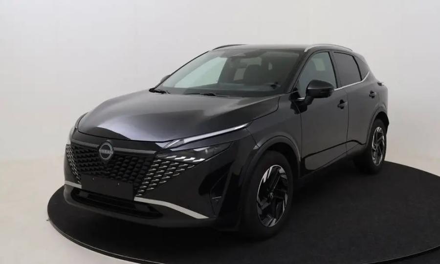 Black Nissan Qashqai 2025 in Riga, with an engine capacity of 1.30 L and mileage of 19 thousand km for 28990 €, photo 1 on AUTOMOTO.COM.LV