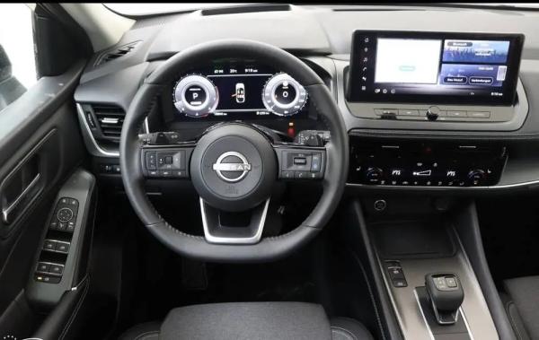 Black Nissan Qashqai 2025 in Riga, with an engine capacity of 1.30 L and mileage of 19 thousand km for 28990 €, photo 3 on AUTOMOTO.COM.LV