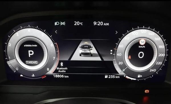 Black Nissan Qashqai 2025 in Riga, with an engine capacity of 1.30 L and mileage of 19 thousand km for 28990 €, photo 4 on AUTOMOTO.COM.LV
