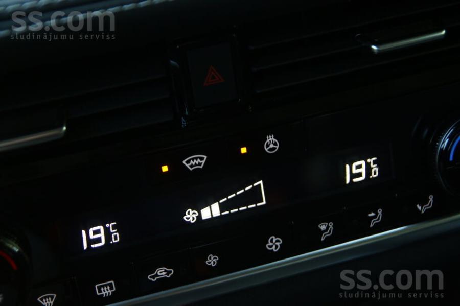 Black Nissan Qashqai 2025 in Riga, with an engine capacity of 1.30 L and mileage of 19 thousand km for 27490 €, photo 26 on AUTOMOTO.COM.LV