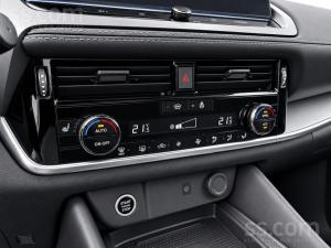Black Nissan Qashqai 2025 in Riga, with an engine capacity of 1.30 L and mileage of 27 thousand km for 26980 €, photo 12 on AUTOMOTO.COM.LV
