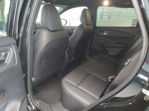 Black Nissan Qashqai 2026 in Kaunas, with an engine capacity of 1.33 L and mileage of 0 thousand km for 33690 €, photo 9 on AUTOMOTO.COM.LV