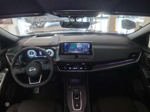 Black Nissan Qashqai 2026 in Kaunas, with an engine capacity of 1.33 L and mileage of 0 thousand km for 33690 €, photo 10 on AUTOMOTO.COM.LV