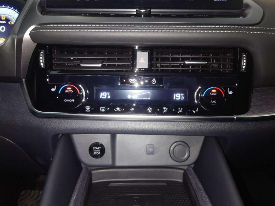 Black Nissan Qashqai 2026 in Kaunas, with an engine capacity of 1.33 L and mileage of 0 thousand km for 33690 €, photo 18 on AUTOMOTO.COM.LV