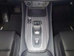 Black Nissan Qashqai 2026 in Kaunas, with an engine capacity of 1.33 L and mileage of 0 thousand km for 33690 €, photo 19 on AUTOMOTO.COM.LV