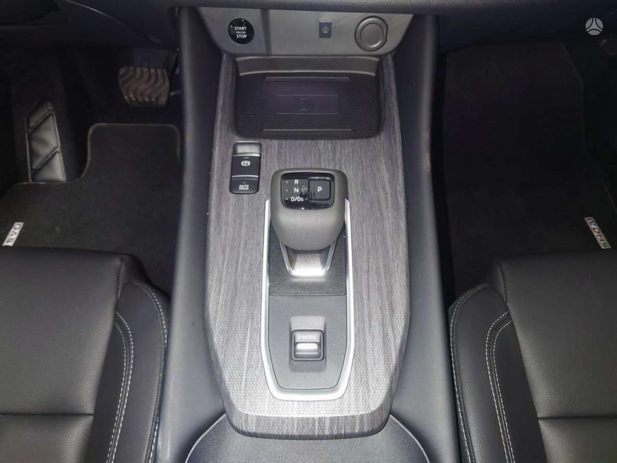 Black Nissan Qashqai 2026 in Kaunas, with an engine capacity of 1.33 L and mileage of 0 thousand km for 33690 €, photo 19 on AUTOMOTO.COM.LV