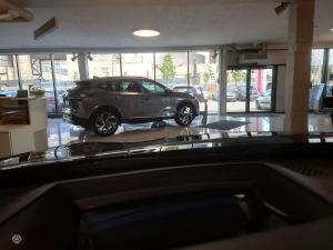 Black Nissan Qashqai 2026 in Kaunas, with an engine capacity of 1.33 L and mileage of 0 thousand km for 33690 €, photo 20 on AUTOMOTO.COM.LV