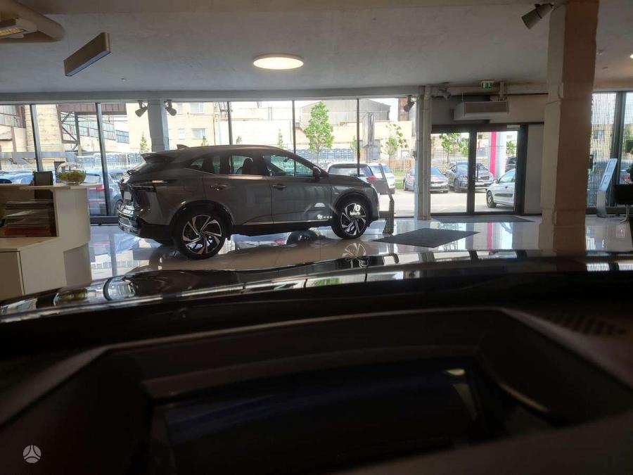 Black Nissan Qashqai 2026 in Kaunas, with an engine capacity of 1.33 L and mileage of 0 thousand km for 33690 €, photo 20 on AUTOMOTO.COM.LV