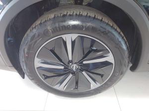 Black Nissan Qashqai 2026 in Kaunas, with an engine capacity of 1.33 L and mileage of 0 thousand km for 33690 €, photo 33 on AUTOMOTO.COM.LV