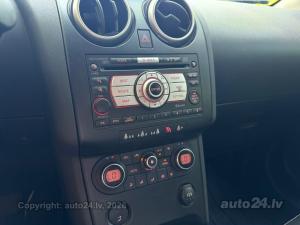 Melns Nissan Qashqai 2007 Tallina, ar dzinēja tilpumu 2.00 L un nobraukumu 190 tūkst. km par 2700 €, foto 9 vietnē AUTOMOTO.COM.LV