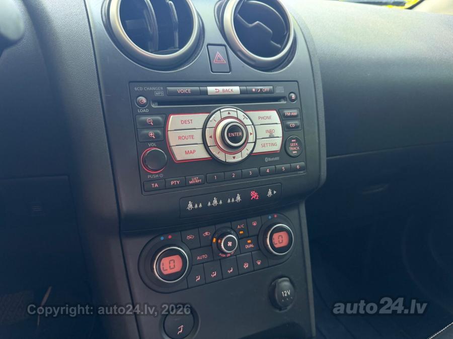 Melns Nissan Qashqai 2007 Tallina, ar dzinēja tilpumu 2.00 L un nobraukumu 190 tūkst. km par 2700 €, foto 9 vietnē AUTOMOTO.COM.LV