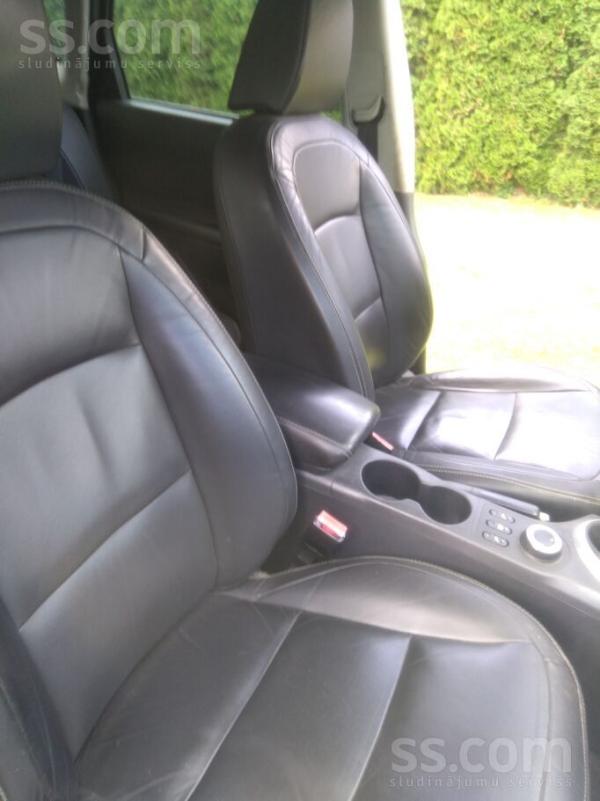 Melns Nissan Qashqai 2007 Liepāja, ar dzinēja tilpumu 2.00 L un nobraukumu 268 tūkst. km par 3750 €, foto 3 vietnē AUTOMOTO.COM.LV