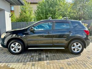 Melns Nissan Qashqai 2007 Tallina, ar dzinēja tilpumu 2.00 L un nobraukumu 224 tūkst. km par 2899 €, foto 6 vietnē AUTOMOTO.COM.LV