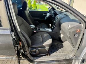 Melns Nissan Qashqai 2007 Tallina, ar dzinēja tilpumu 2.00 L un nobraukumu 224 tūkst. km par 2899 €, foto 14 vietnē AUTOMOTO.COM.LV