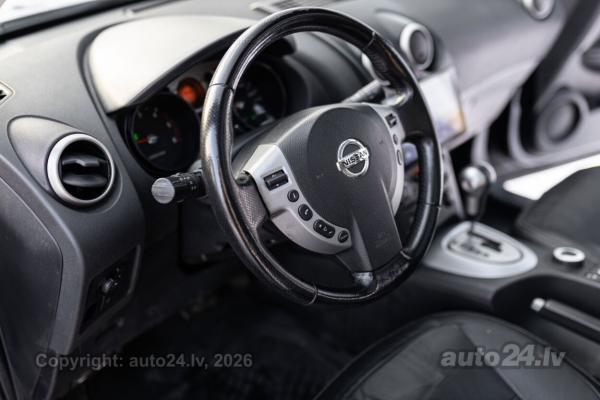 Melns Nissan Qashqai 2008 Tallina, ar dzinēja tilpumu 2.00 L un nobraukumu 265 tūkst. km par 2990 €, foto 7 vietnē AUTOMOTO.COM.LV