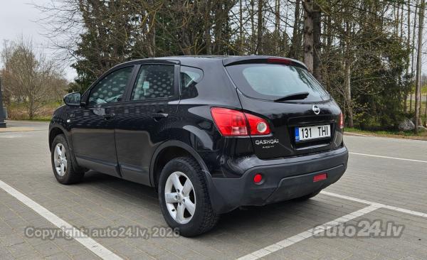 Black Nissan Qashqai 2008 in Tallinn, with an engine capacity of 2.00 L and mileage of 80 thousand km for 4990 €, photo 6 on AUTOMOTO.COM.LV