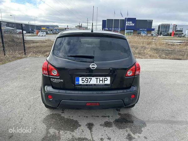 Black Nissan Qashqai 2010 in Tartu, with an engine capacity of 0.00 L and mileage of 139 thousand km for 5200 €, photo 6 on AUTOMOTO.COM.LV