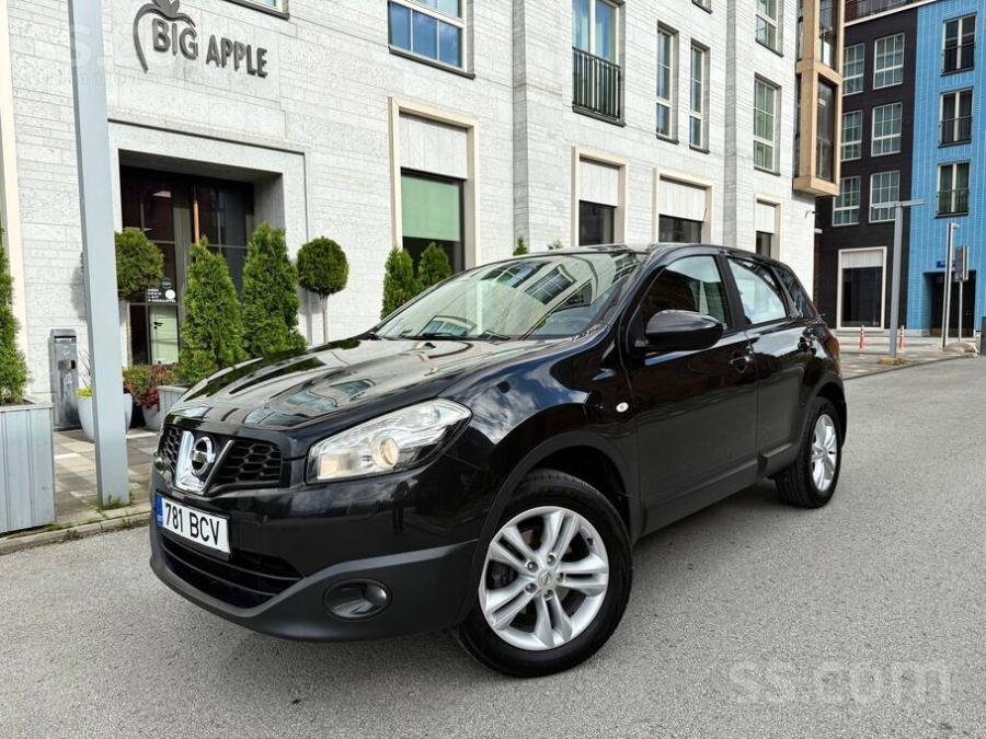 Melns Nissan Qashqai 2010 Tallina, ar dzinēja tilpumu 1.60 L un nobraukumu 155 tūkst. km par 5500 €, foto 1 vietnē AUTOMOTO.COM.LV