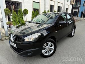 Melns Nissan Qashqai 2010 Tallina, ar dzinēja tilpumu 1.60 L un nobraukumu 155 tūkst. km par 5500 €, foto 4 vietnē AUTOMOTO.COM.LV