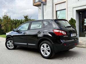 Melns Nissan Qashqai 2010 Tallina, ar dzinēja tilpumu 1.60 L un nobraukumu 155 tūkst. km par 5500 €, foto 8 vietnē AUTOMOTO.COM.LV