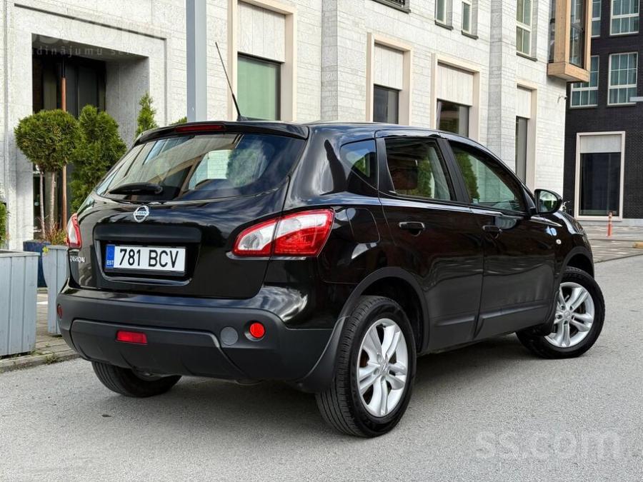 Melns Nissan Qashqai 2010 Tallina, ar dzinēja tilpumu 1.60 L un nobraukumu 155 tūkst. km par 5500 €, foto 16 vietnē AUTOMOTO.COM.LV