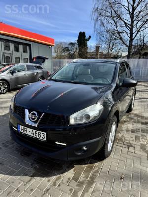 Black Nissan Qashqai 2011 in Riga, with an engine capacity of 2.00 L and mileage of 254 thousand km for 5500 €, photo  on AUTOMOTO.COM.LV