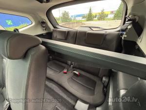 Black Nissan Qashqai 2011 in Paide, with an engine capacity of 1.60 L and mileage of 212 thousand km for 5690 €, photo 15 on AUTOMOTO.COM.LV