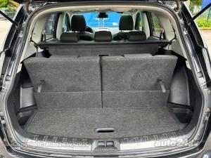 Black Nissan Qashqai 2011 in Paide, with an engine capacity of 1.60 L and mileage of 212 thousand km for 5690 €, photo 24 on AUTOMOTO.COM.LV