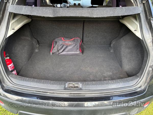 Melns Nissan Qashqai 2013 Jehvi, ar dzinēja tilpumu 1.60 L un nobraukumu 238 tūkst. km par 4490 €, foto 6 vietnē AUTOMOTO.COM.LV