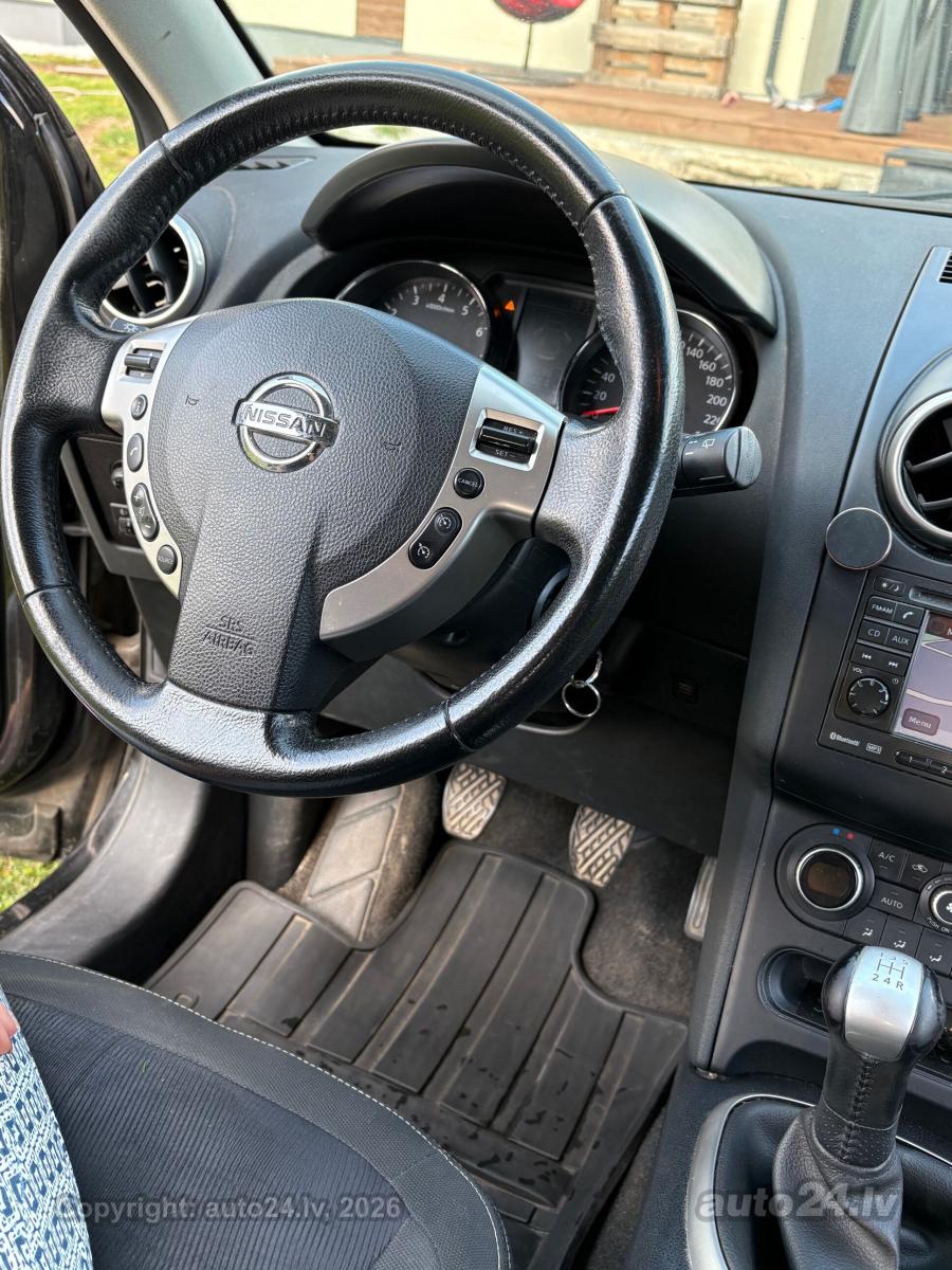 Melns Nissan Qashqai 2013 Jehvi, ar dzinēja tilpumu 1.60 L un nobraukumu 238 tūkst. km par 4490 €, foto 10 vietnē AUTOMOTO.COM.LV