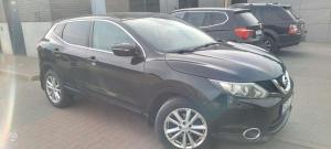 Black Nissan Qashqai 2014 in Siauliai, with an engine capacity of 1.20 L and mileage of 144 thousand km for 6800 €, photo 4 on AUTOMOTO.COM.LV
