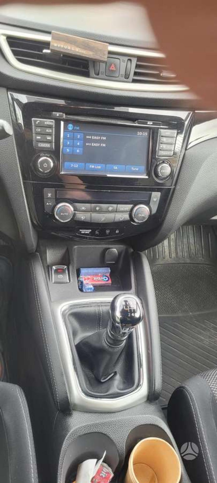 Black Nissan Qashqai 2014 in Siauliai, with an engine capacity of 1.20 L and mileage of 144 thousand km for 6800 €, photo 8 on AUTOMOTO.COM.LV