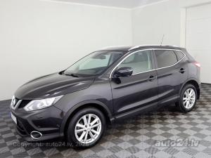 Black Nissan Qashqai 2015 in Tallinn, with an engine capacity of 1.20 L and mileage of 143 thousand km for 5999 €, photo 3 on AUTOMOTO.COM.LV