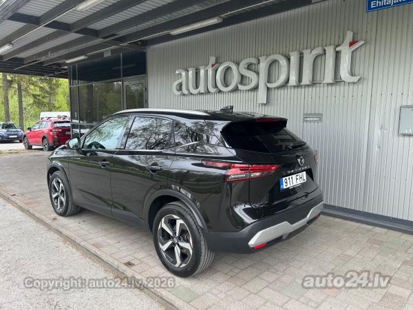 Melns Nissan Qashqai 2021 Tallina, ar dzinēja tilpumu 1.30 L un nobraukumu 39 tūkst. km par 20990 €, foto 3 vietnē AUTOMOTO.COM.LV