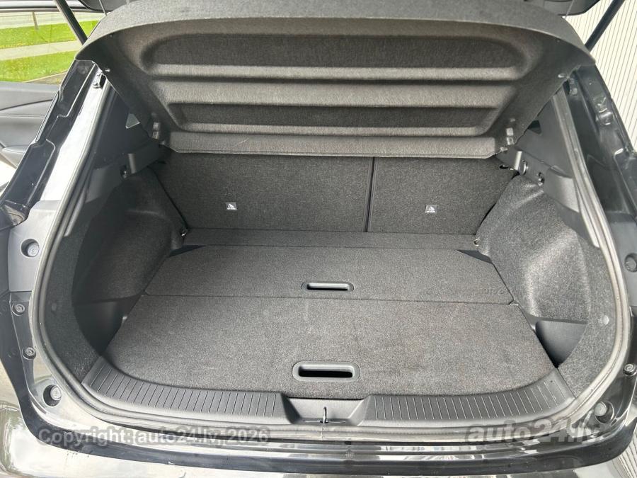 Black Nissan Qashqai 2021 in Tallinn, with an engine capacity of 1.30 L and mileage of 39 thousand km for 20990 €, photo 7 on AUTOMOTO.COM.LV