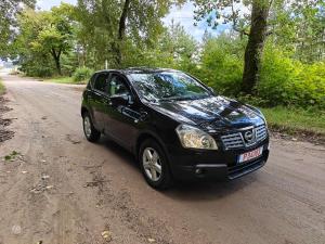 Black Nissan Qashqai 2007 in Vilnius, with an engine capacity of 1.46 L and mileage of 323 thousand km for 2600 €, photo 4 on AUTOMOTO.COM.LV