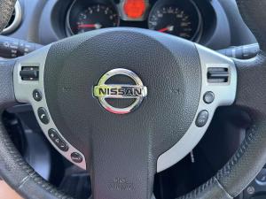 Black Nissan Qashqai 2008 in Vilnius, with an engine capacity of 2.00 L and mileage of 160 thousand km for 2999 €, photo 20 on AUTOMOTO.COM.LV