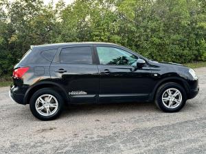 Melns Nissan Qashqai 2008 Rokiškis, ar dzinēja tilpumu 2.00 L un nobraukumu 170 tūkst. km par 3950 €, foto 8 vietnē AUTOMOTO.COM.LV