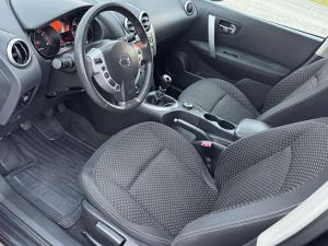 Melns Nissan Qashqai 2008 Rokiškis, ar dzinēja tilpumu 2.00 L un nobraukumu 170 tūkst. km par 3950 €, foto 13 vietnē AUTOMOTO.COM.LV