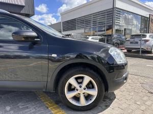 Melns Nissan Qashqai 2009 Šauļi, ar dzinēja tilpumu 1.50 L un nobraukumu 253 tūkst. km par 4300 €, foto 5 vietnē AUTOMOTO.COM.LV