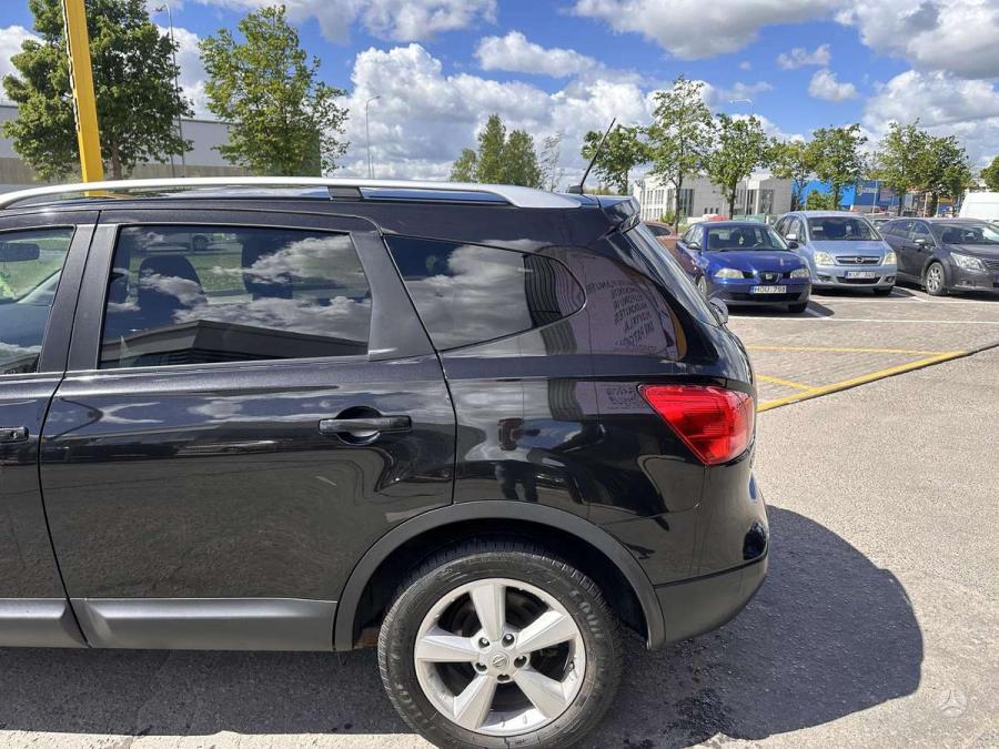 Melns Nissan Qashqai 2009 Šauļi, ar dzinēja tilpumu 1.50 L un nobraukumu 253 tūkst. km par 4300 €, foto 9 vietnē AUTOMOTO.COM.LV