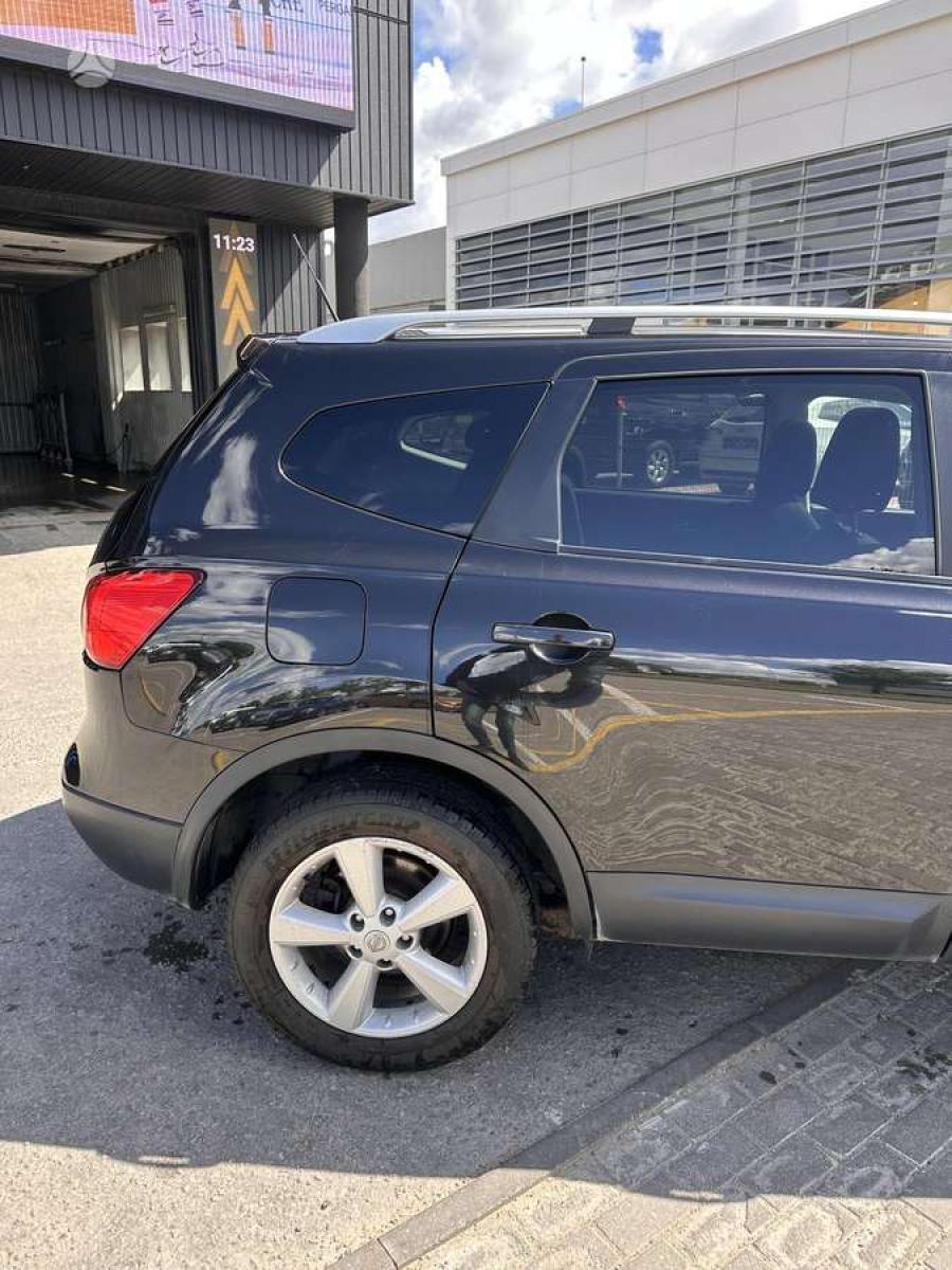 Melns Nissan Qashqai 2009 Šauļi, ar dzinēja tilpumu 1.50 L un nobraukumu 253 tūkst. km par 4300 €, foto 10 vietnē AUTOMOTO.COM.LV