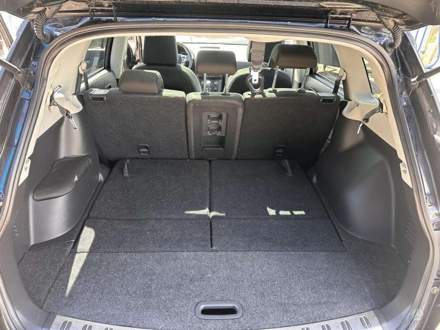 Melns Nissan Qashqai 2009 Šauļi, ar dzinēja tilpumu 1.50 L un nobraukumu 253 tūkst. km par 4300 €, foto 18 vietnē AUTOMOTO.COM.LV
