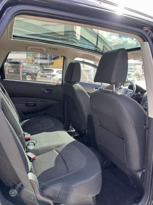 Melns Nissan Qashqai 2009 Šauļi, ar dzinēja tilpumu 1.50 L un nobraukumu 253 tūkst. km par 4300 €, foto 19 vietnē AUTOMOTO.COM.LV