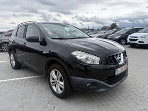 Black Nissan Qashqai 2010 in Taurage, with an engine capacity of 1.50 L and mileage of 253 thousand km for 3750 €, photo 3 on AUTOMOTO.COM.LV
