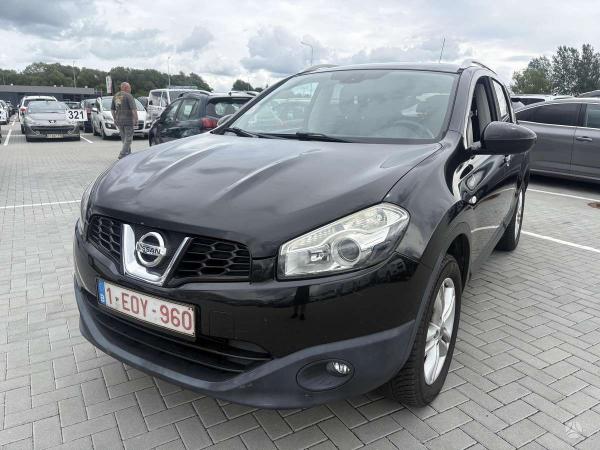 Melns Nissan Qashqai 2010 Tauragė, ar dzinēja tilpumu 1.50 L un nobraukumu 253 tūkst. km par 3750 €, foto 3 vietnē AUTOMOTO.COM.LV
